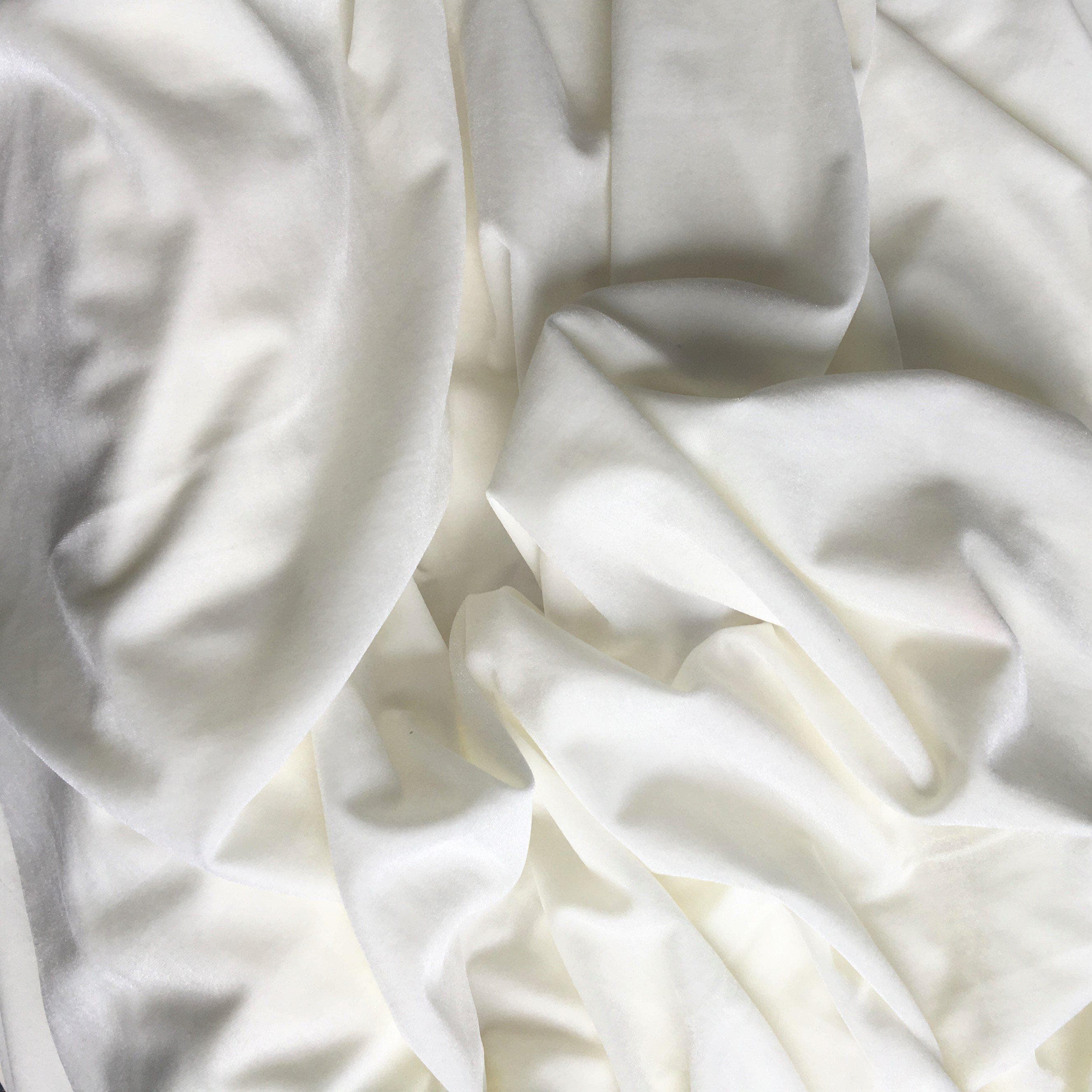 Velvet Ivory – Silk World